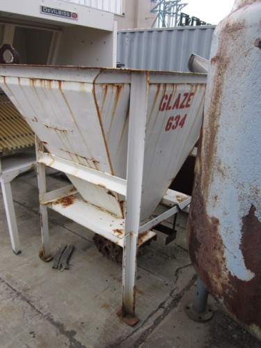 Steel Hopper. 32" x 60" x 61" high, on legs.