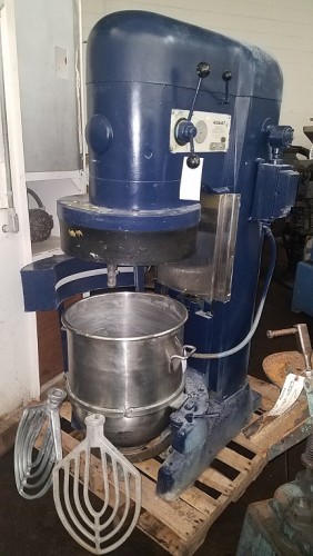 140 qt. Hobart Mixer, 5 hp, with bowl and paddle.
