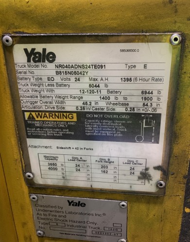 4,000 lbs capacity Yale Stand Up Rider Forklift Reach Truck