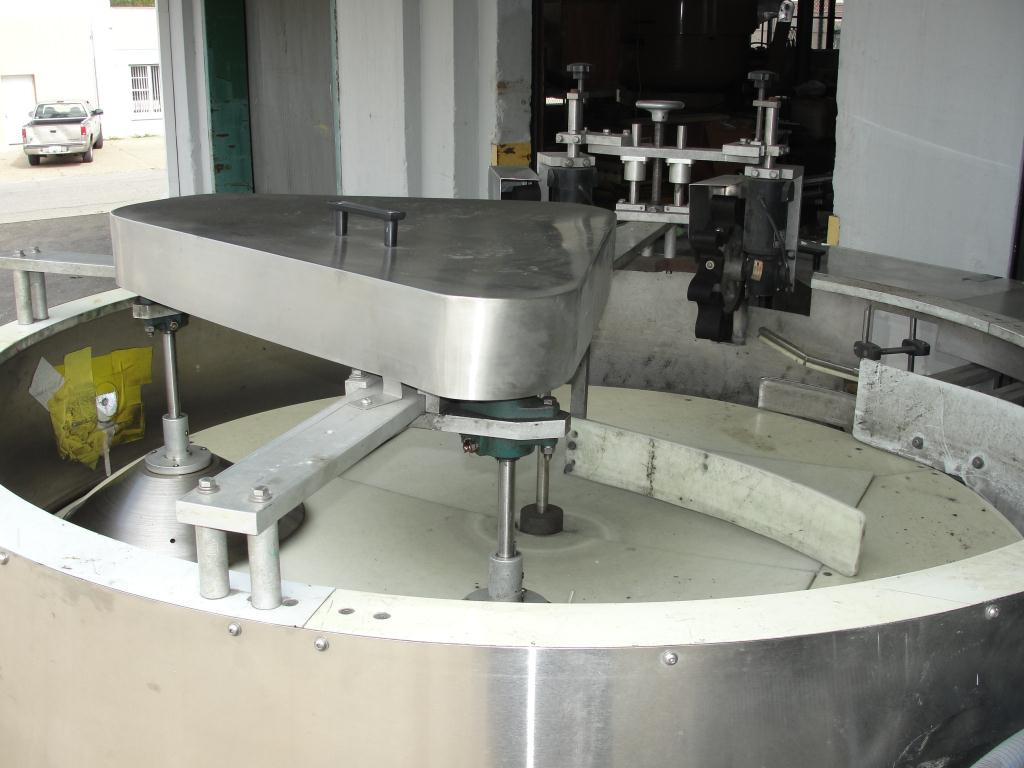 New England Machinery Hopper, Bottle Unscrambler, & Orienter