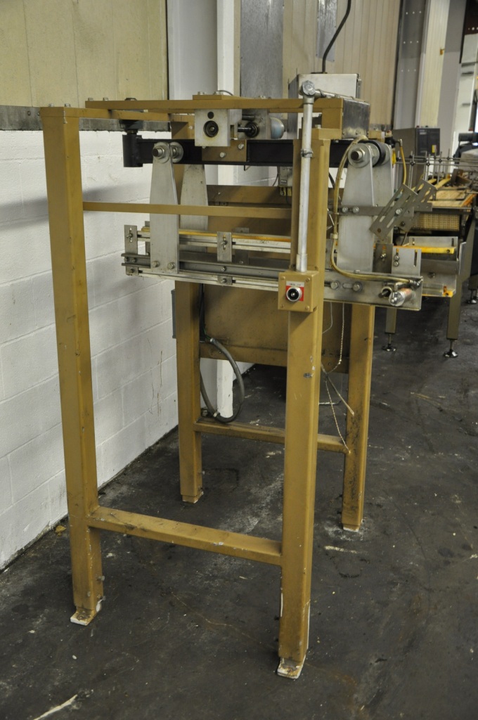 Climax Lane Divider.