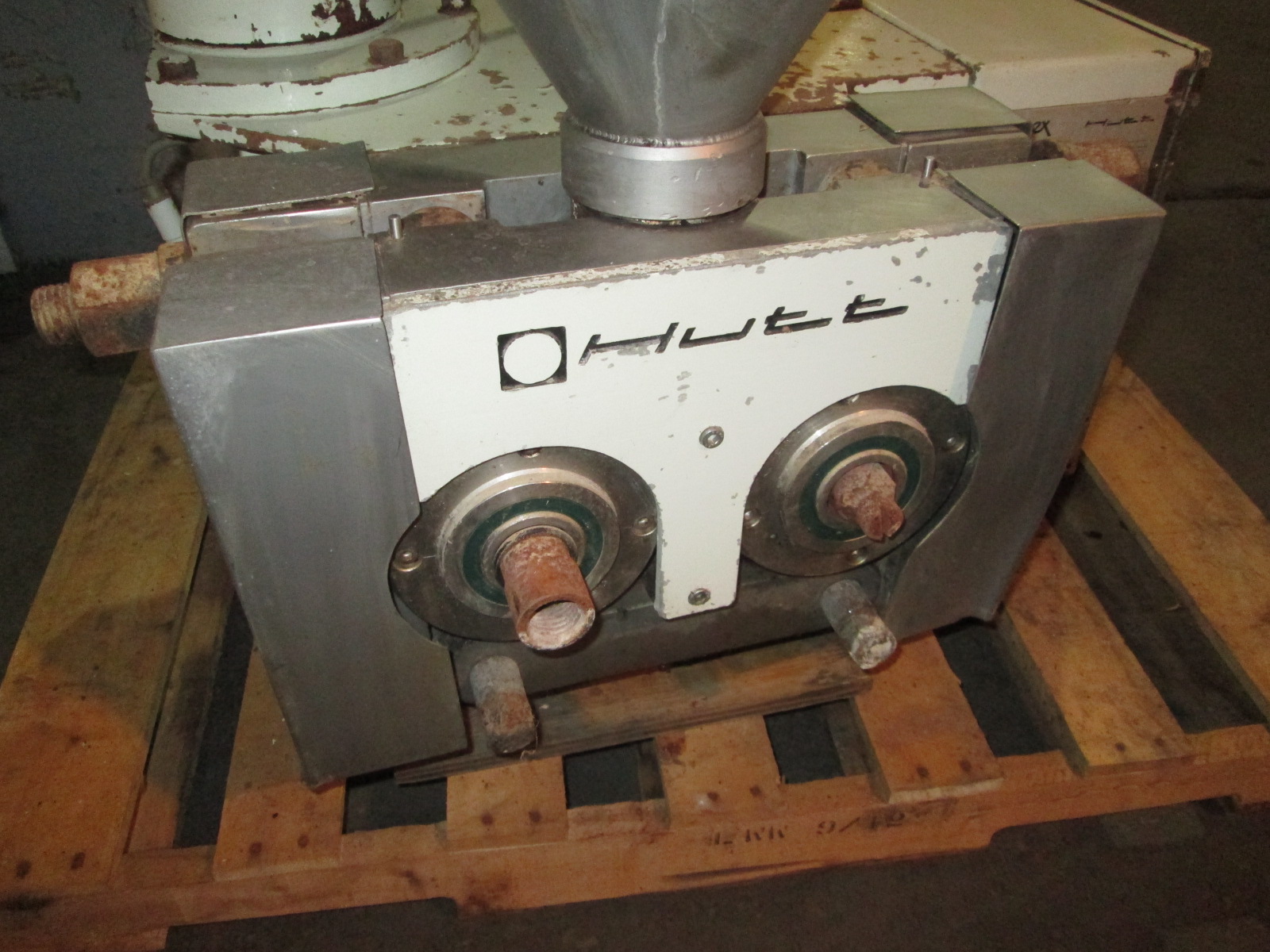 Bepex Roll Compactor. Briquetter