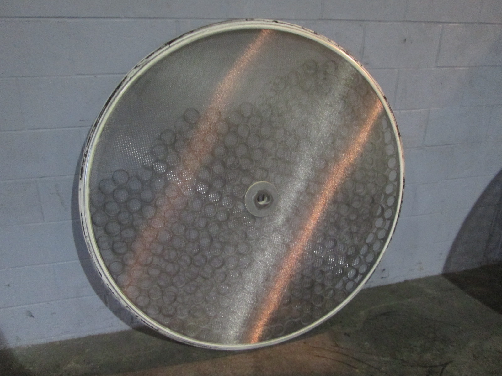 60" diameter Sweco Screen, 24 mesh