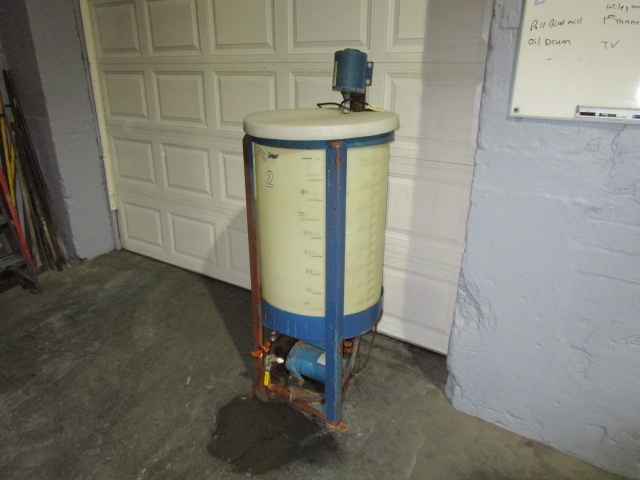 50 gallon Poly Tank with agitator.