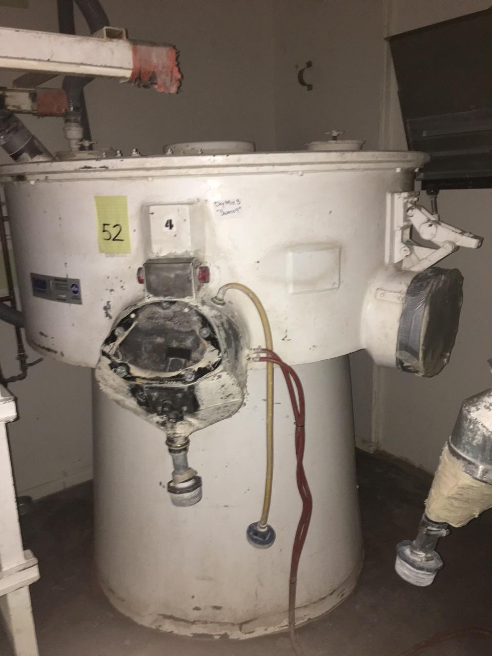 Sweco Dry Vibratory Grinding Mill, urethane lined, 20 cu ft.