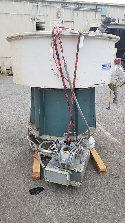 Sweco Dry Vibratory Grinding Mill, urethane lined, 20 cu ft.