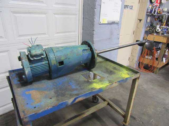 1.5 hp Lightnin Mixer, Agitator. with stainless steel shaft and prop.