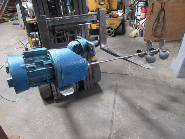 2 hp Lightnin Mixer Agitator.,