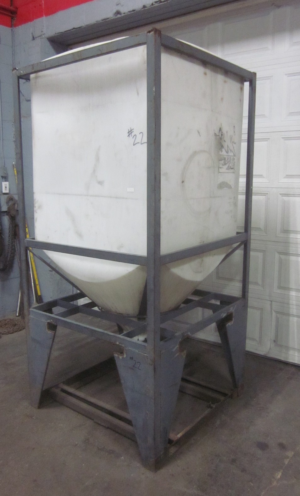 Poly Hopper with Steel Housing #22