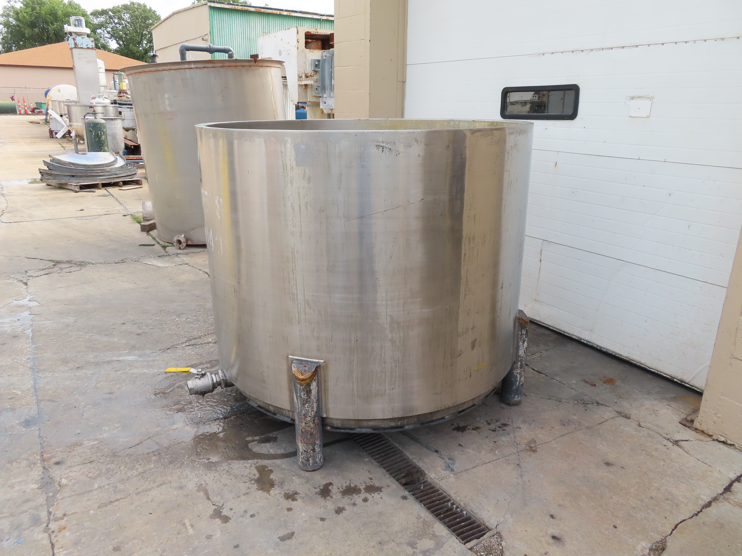 630 gallon Stainless Steel Jacketed Tank
