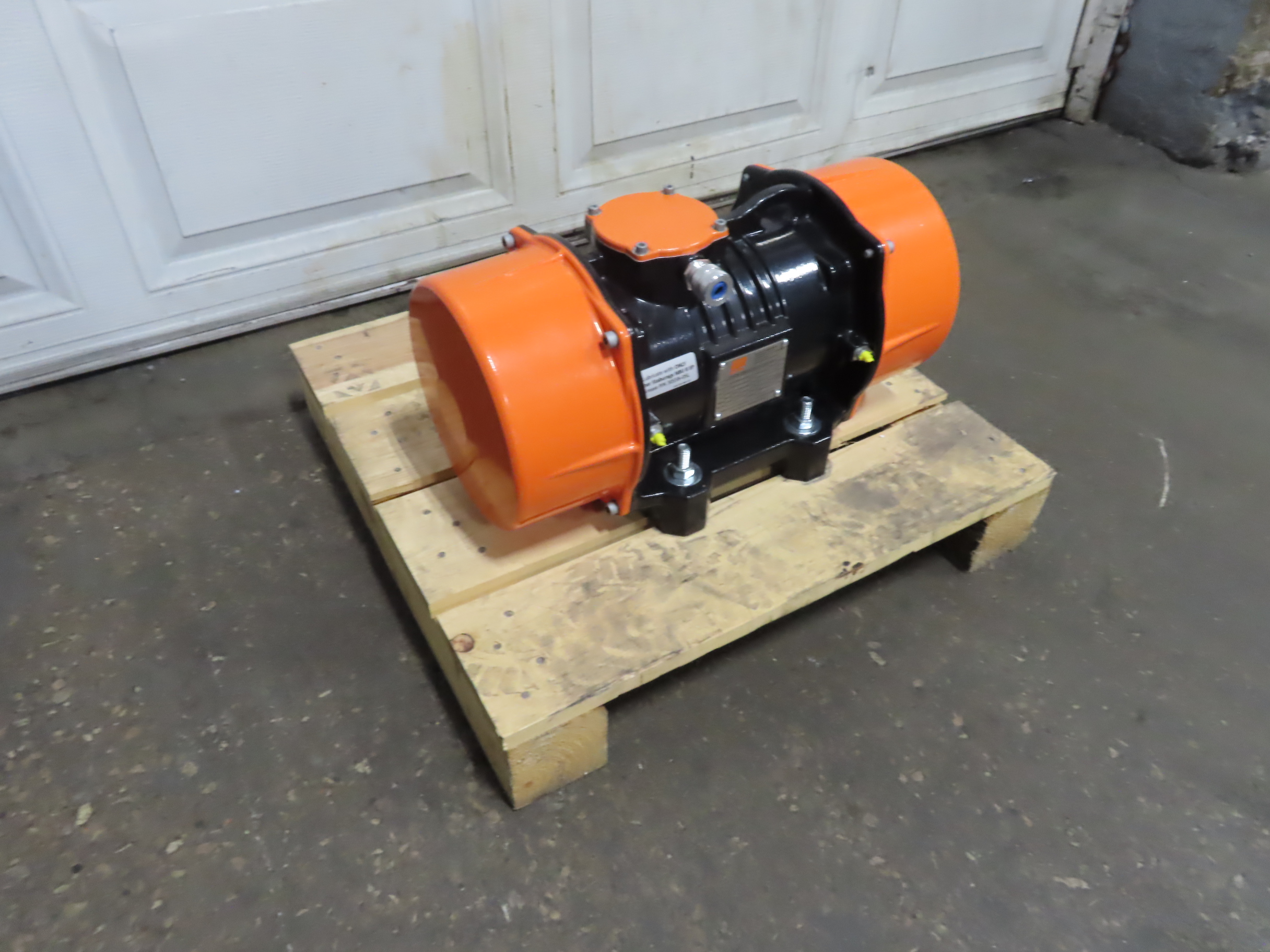 New Vibratory Motor, Martin Engineering, 0.75 hp