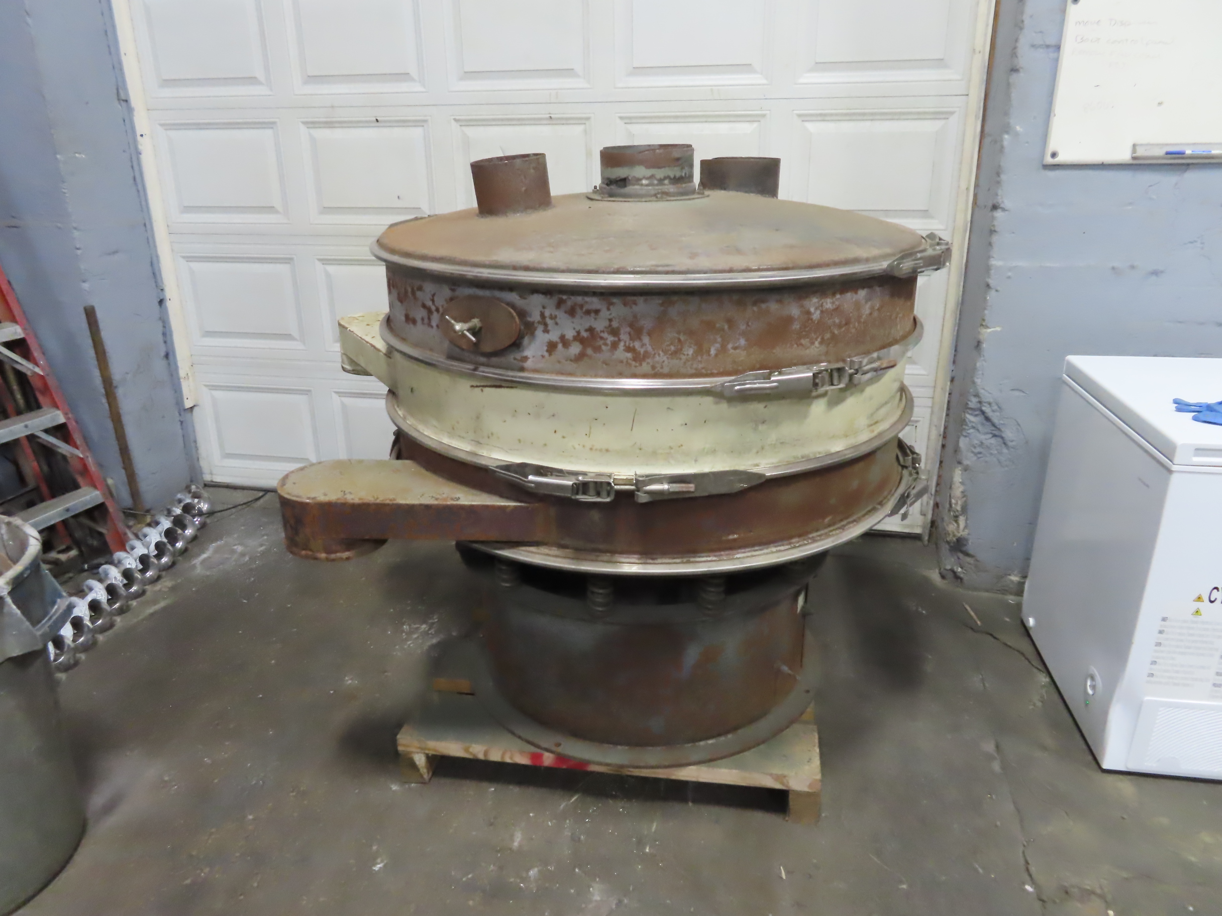 48" Round Sweco Screener, 2 Deck with Cover