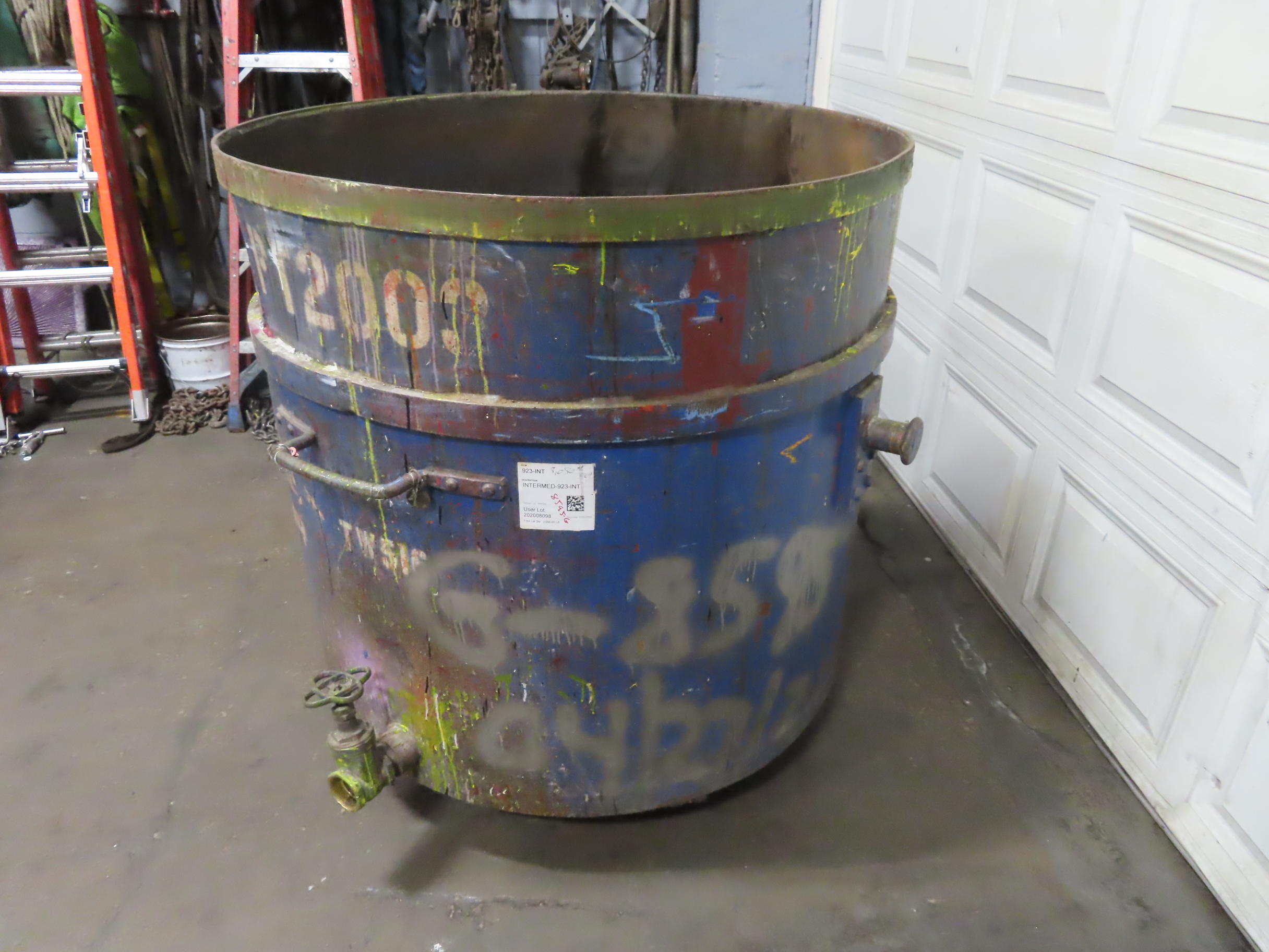 220 gallon steel tub