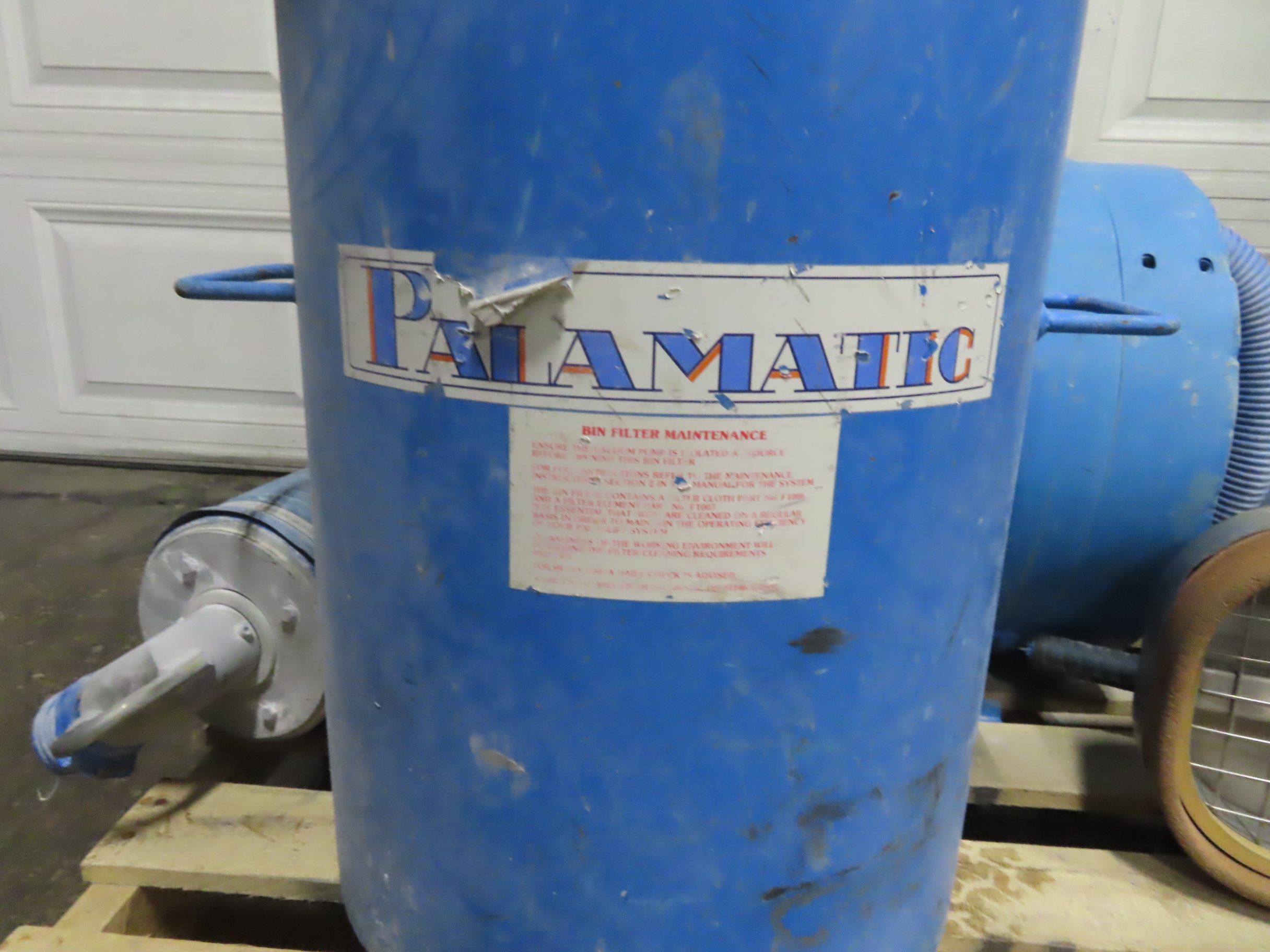 Palamatic Vacuum Lifter with Bin Filter