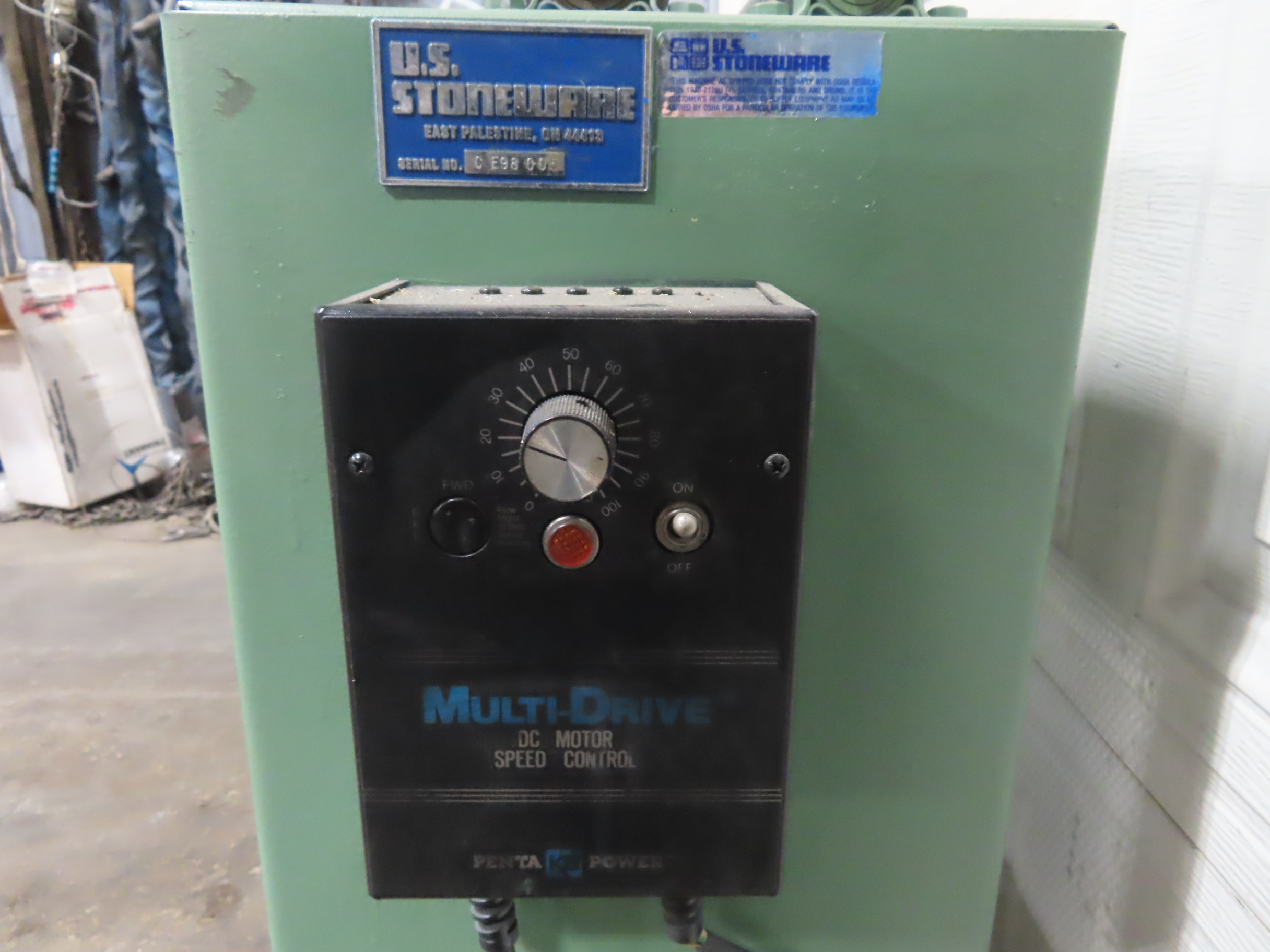 US Stoneware Jar Roller Mill, 2 tier, 2 jar capacity