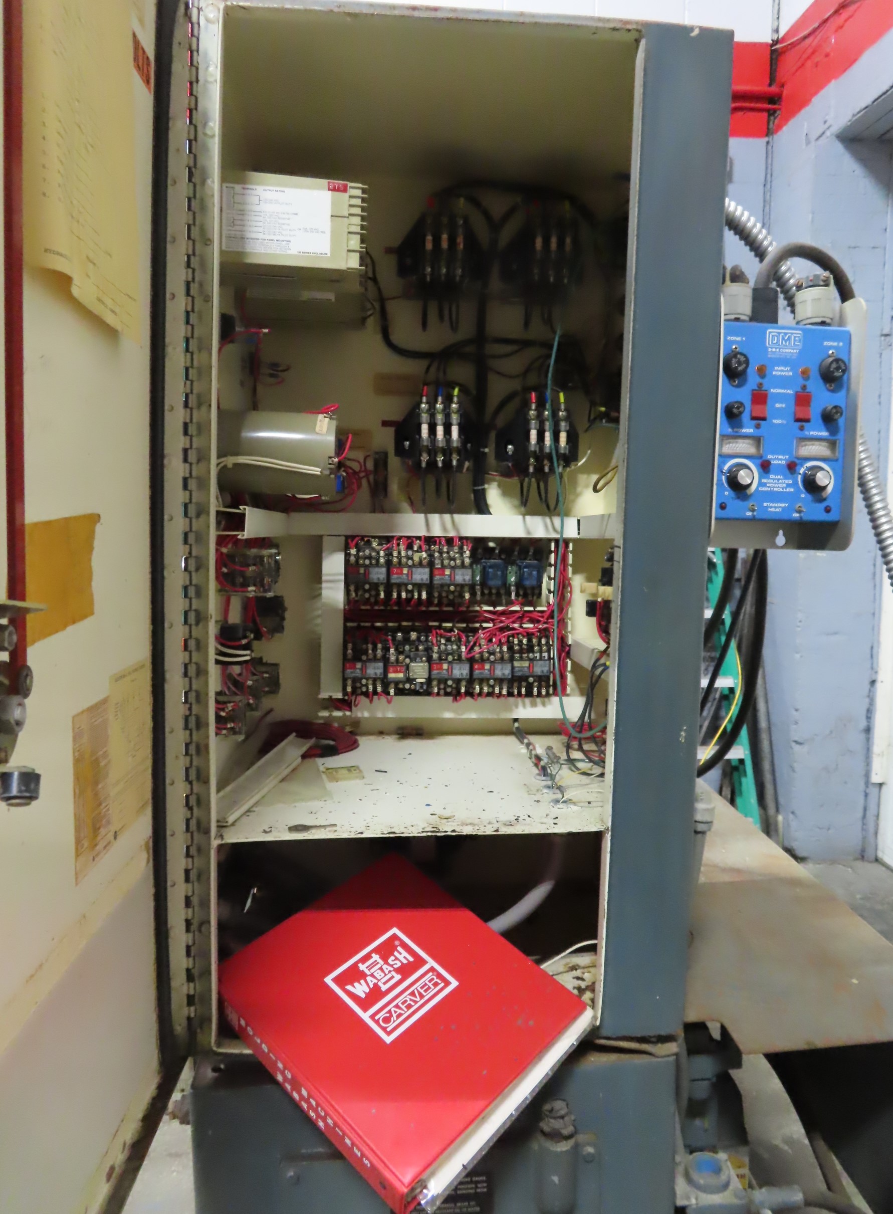 Hydraulic Press, 50 Ton Wabash Four Post Press with Electric Heating ...