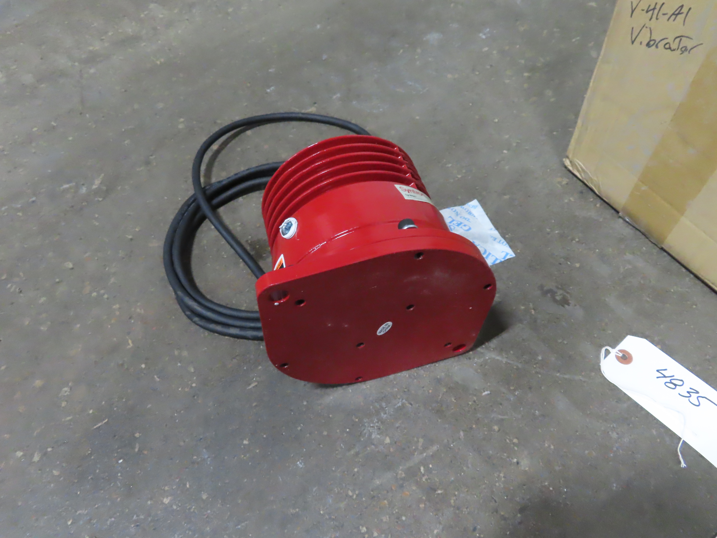 Syntron Vibrator, Model V-41-A1, new surplus