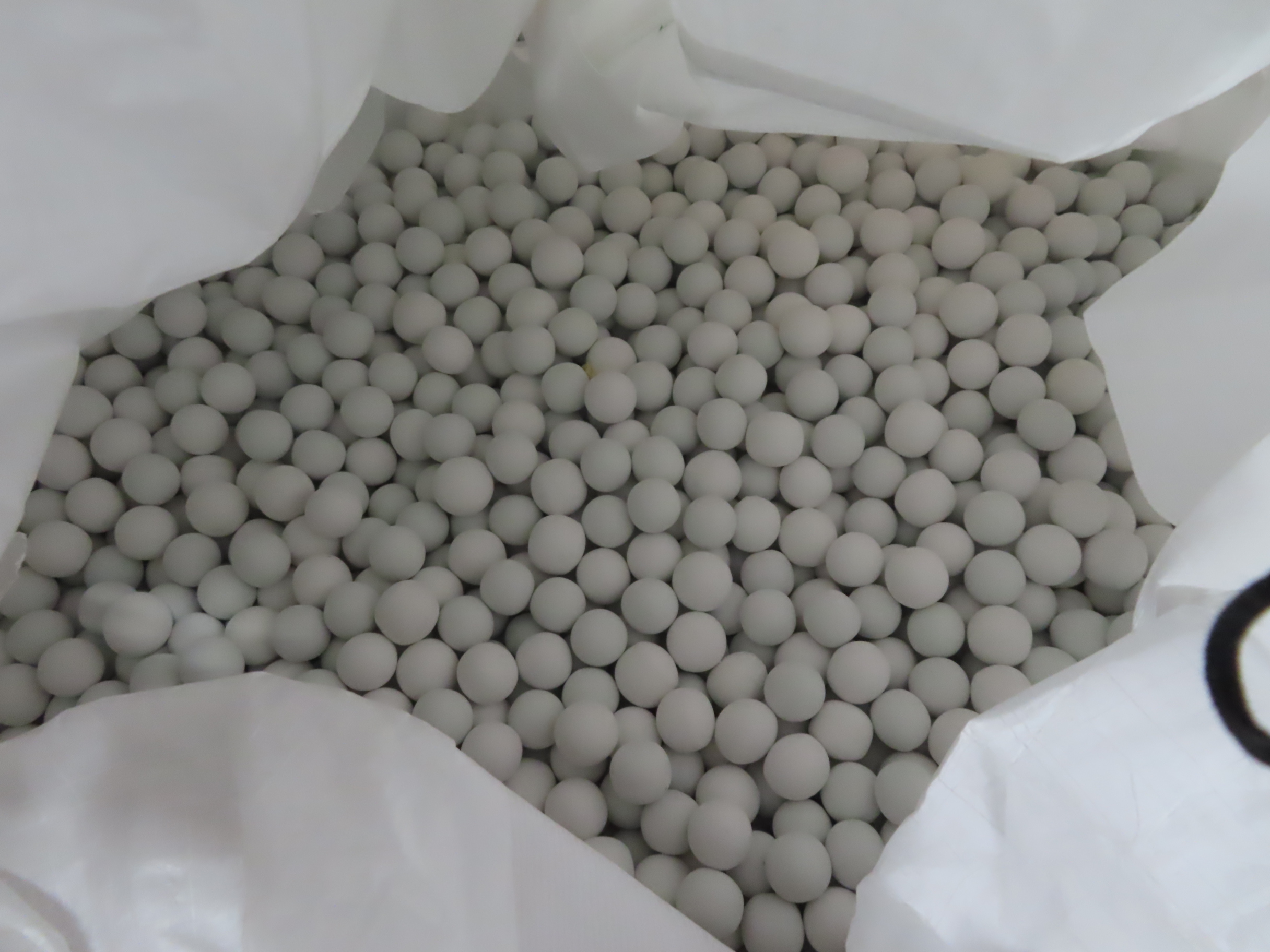 used Pebble Mill Media, Alumina 7,707 lbs.