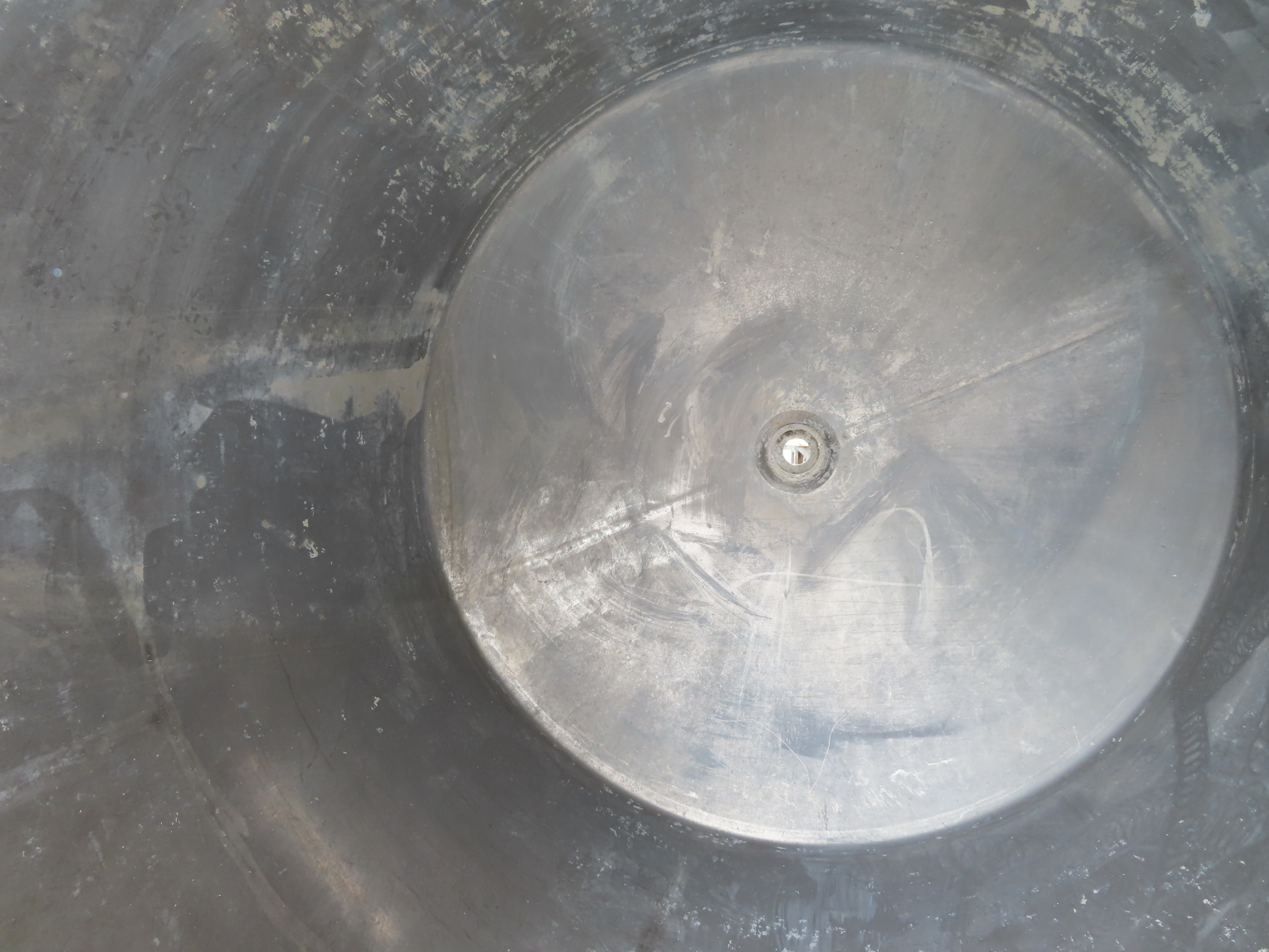 3000 gallon Stainless Steel Mix Tank with Dish Bottom