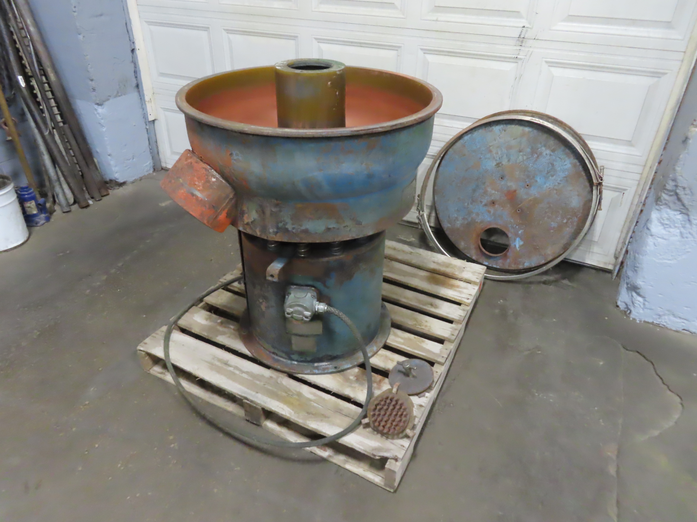 Sweco Vibro-Energy Vibratory Grinding Mill, Model DM-3, Polyurethane Lined