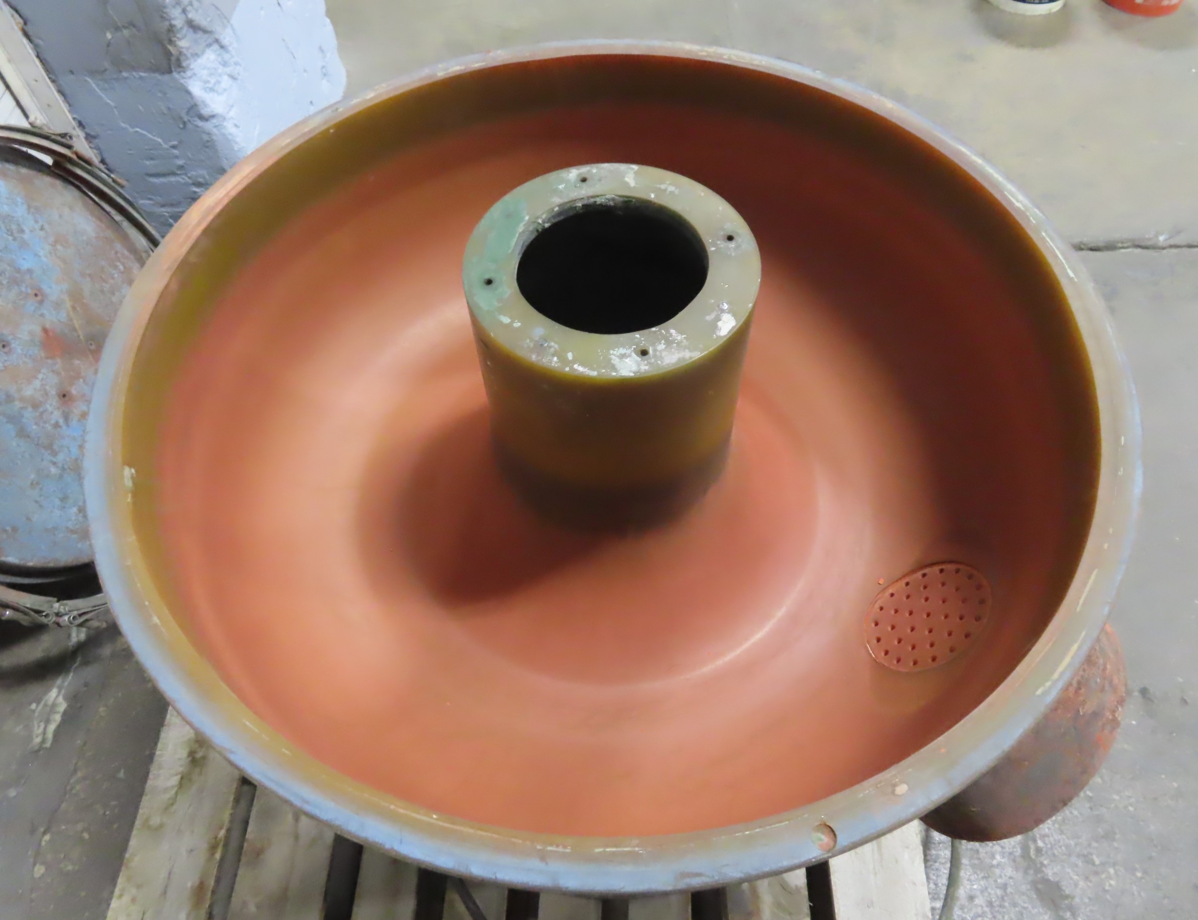 Sweco Vibro-Energy Vibratory Grinding Mill, Model DM-3, Polyurethane Lined