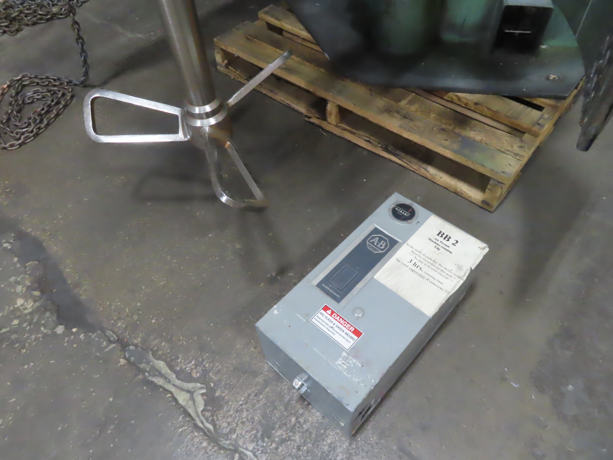 20 HP Schold Bow-Tie Mixer, XP, Variable Speed, Floor mount