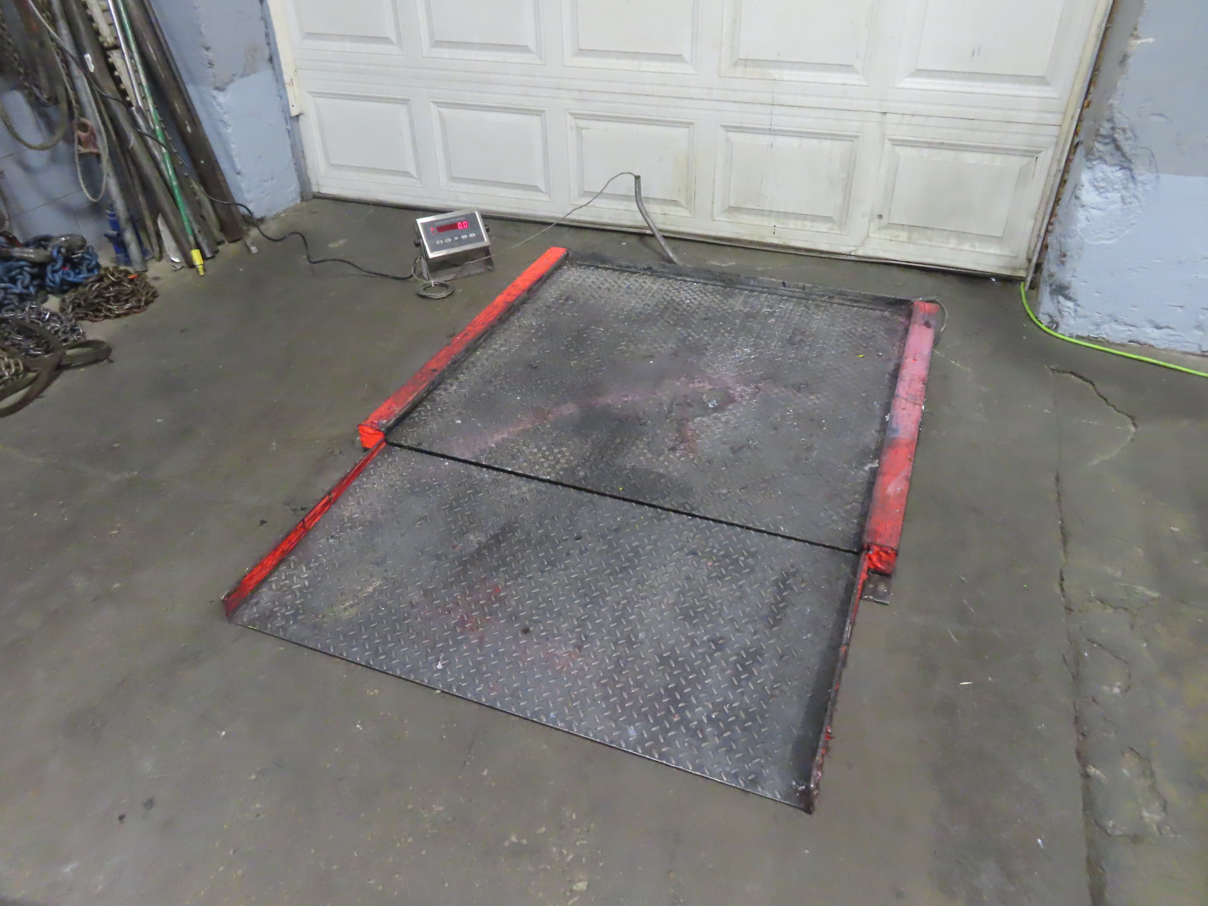 5,000 lb Cambridge Scale Works Co. Floor Scale, digital readout