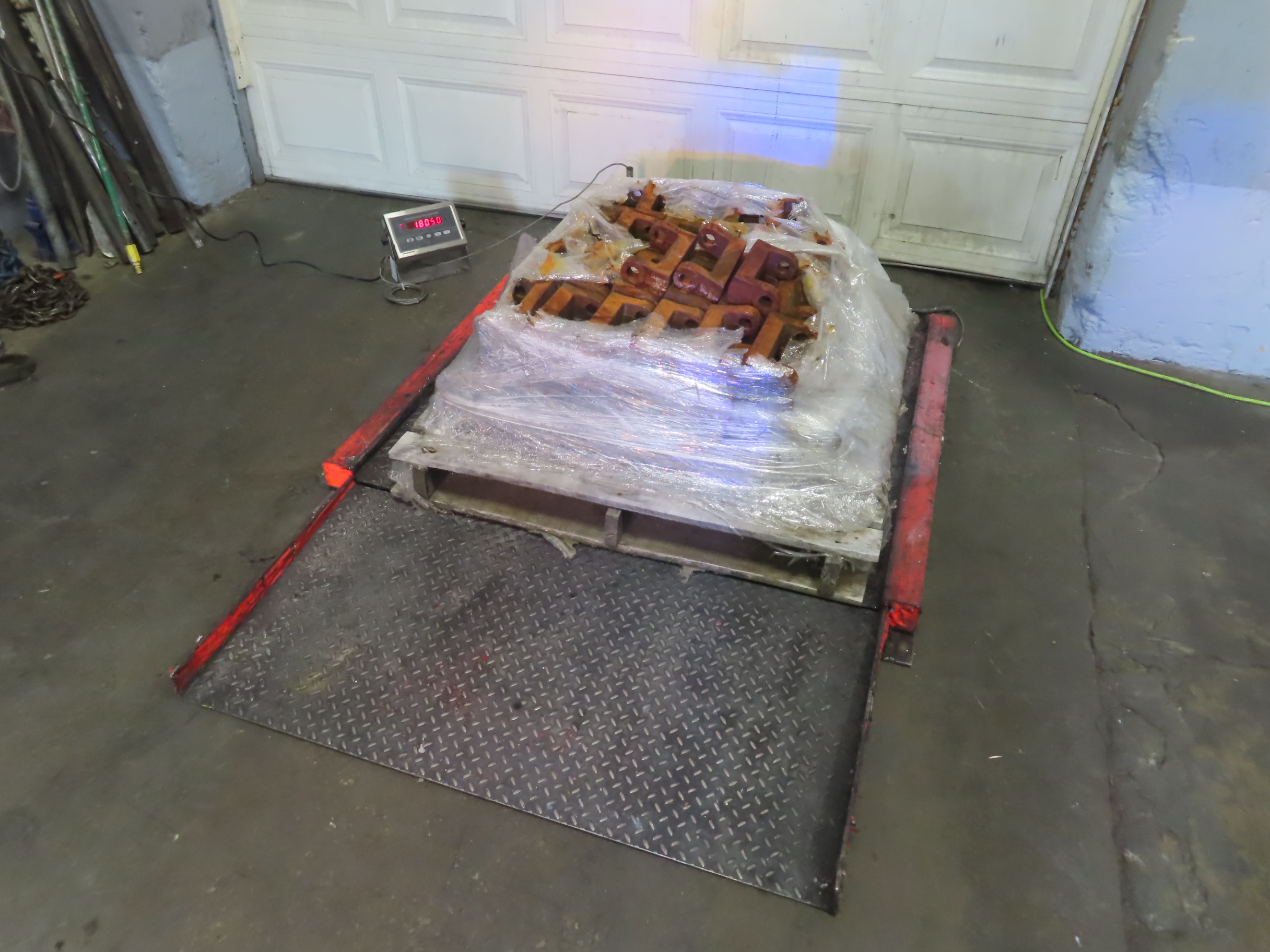 5,000 lb Cambridge Scale Works Co. Floor Scale, digital readout